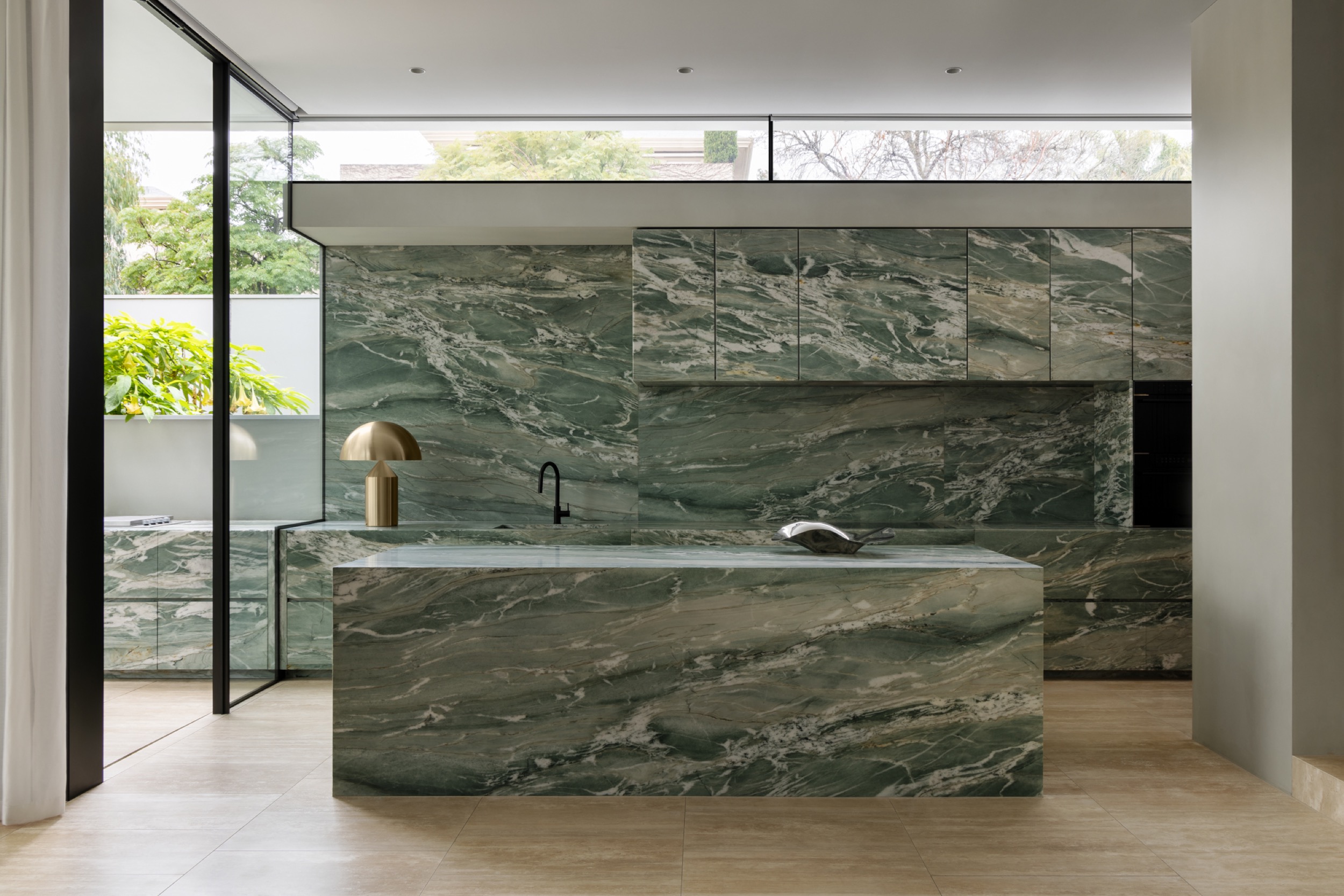 Artedomus | Stone