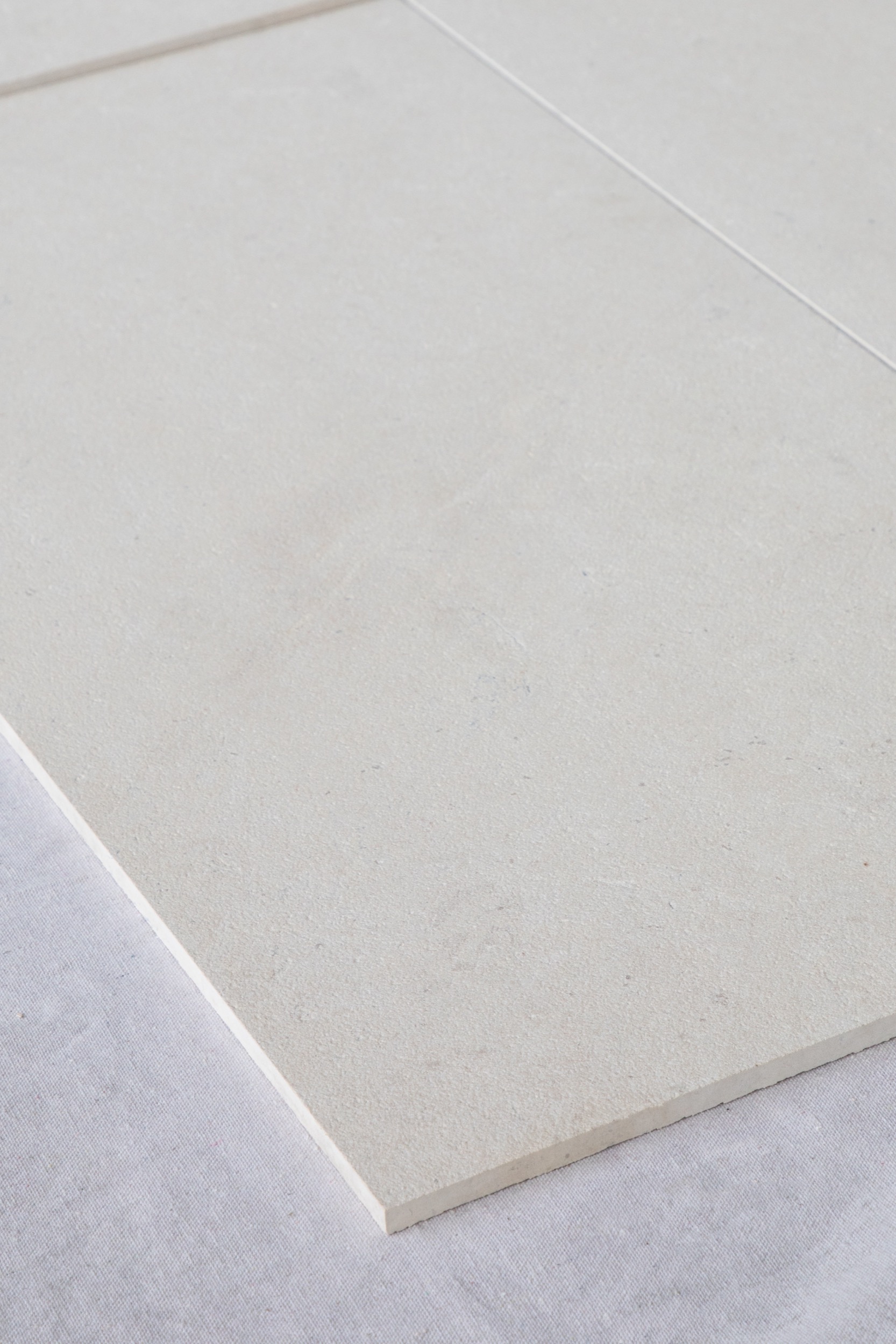 Lemoyne | benchtops stone stone-slabs stone-tiles | Artedomus