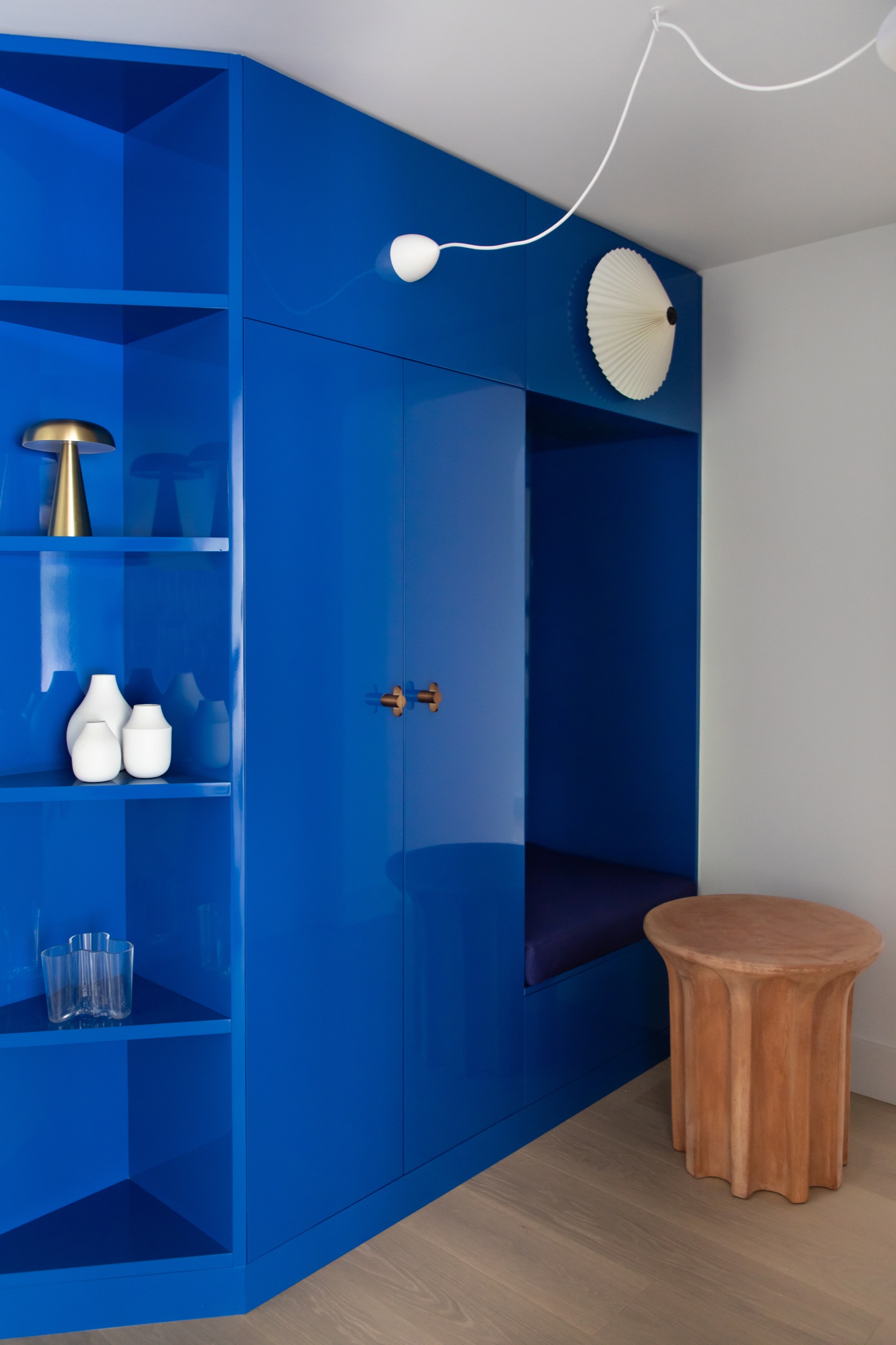 Echo High c/o Thomas Coward | furniture new volumes furniture-tables ...