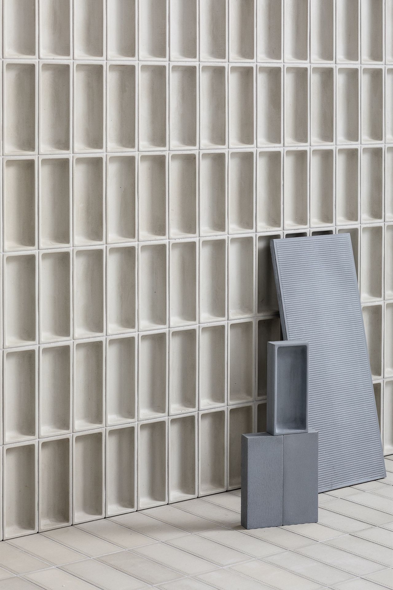 Minimum | tiles new releases architectural-ceramics concrete | Artedomus